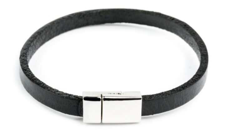 A Comprehensive Guide on How to Shrink Leather Bracelets | Leather Advice