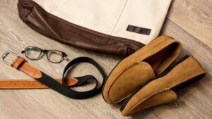 A Comprehensive Guide on How to Stretch Leather Items | Leather Advice
