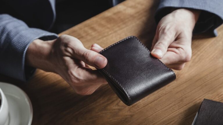How to Shrink Leather Wallets: A Step-by-step Guide | Leather Advice